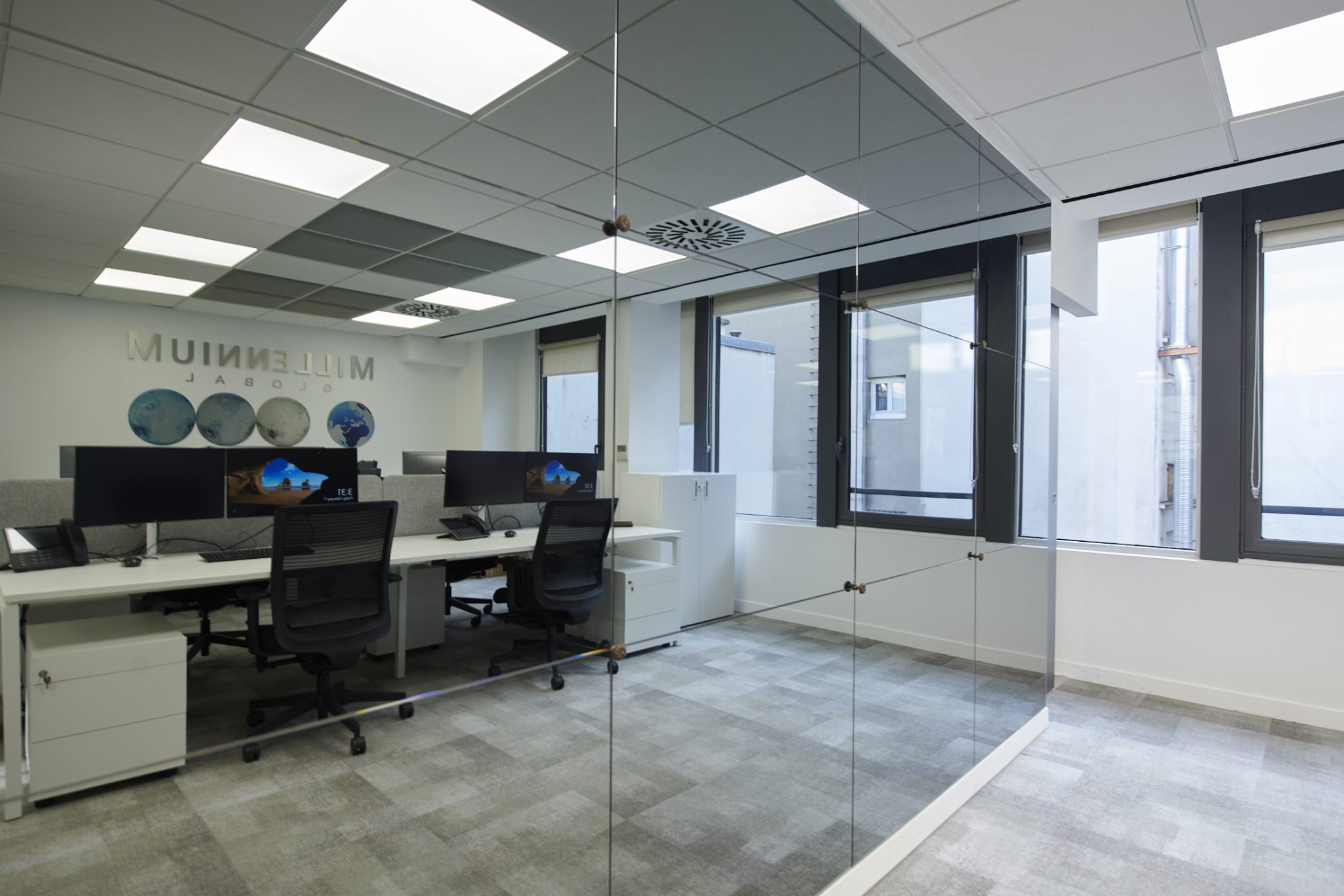 Mobilier de bureau professionnel ergonomique et design à Paris